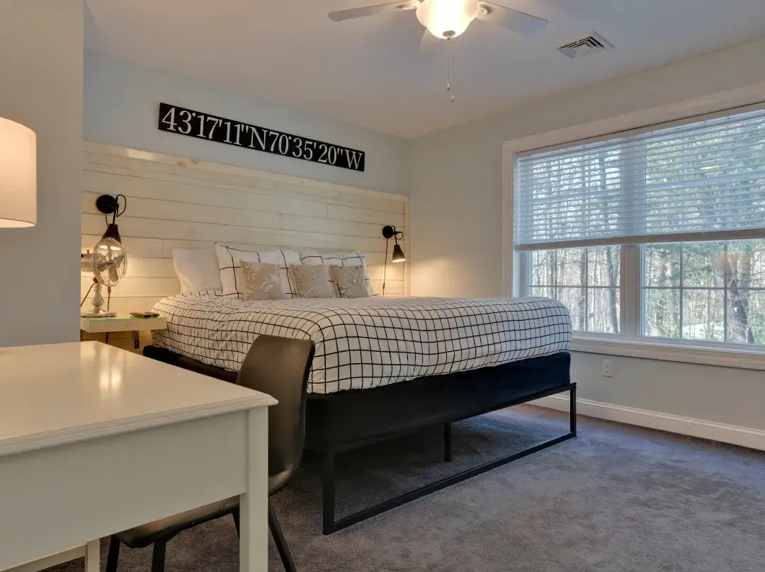 Spacious Backyard With Firepit And Luxurious Outdoor Shower - Modern Serenity - Wells, ME