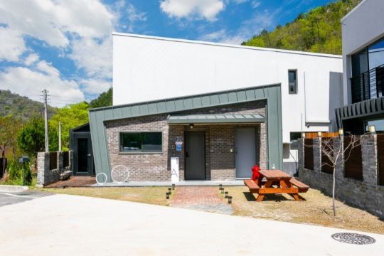 Hapcheon Villat Pool Villa - Namhae-gun