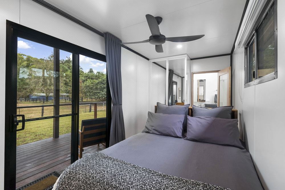 Contained In Nimbin Accommodation - Nimbin