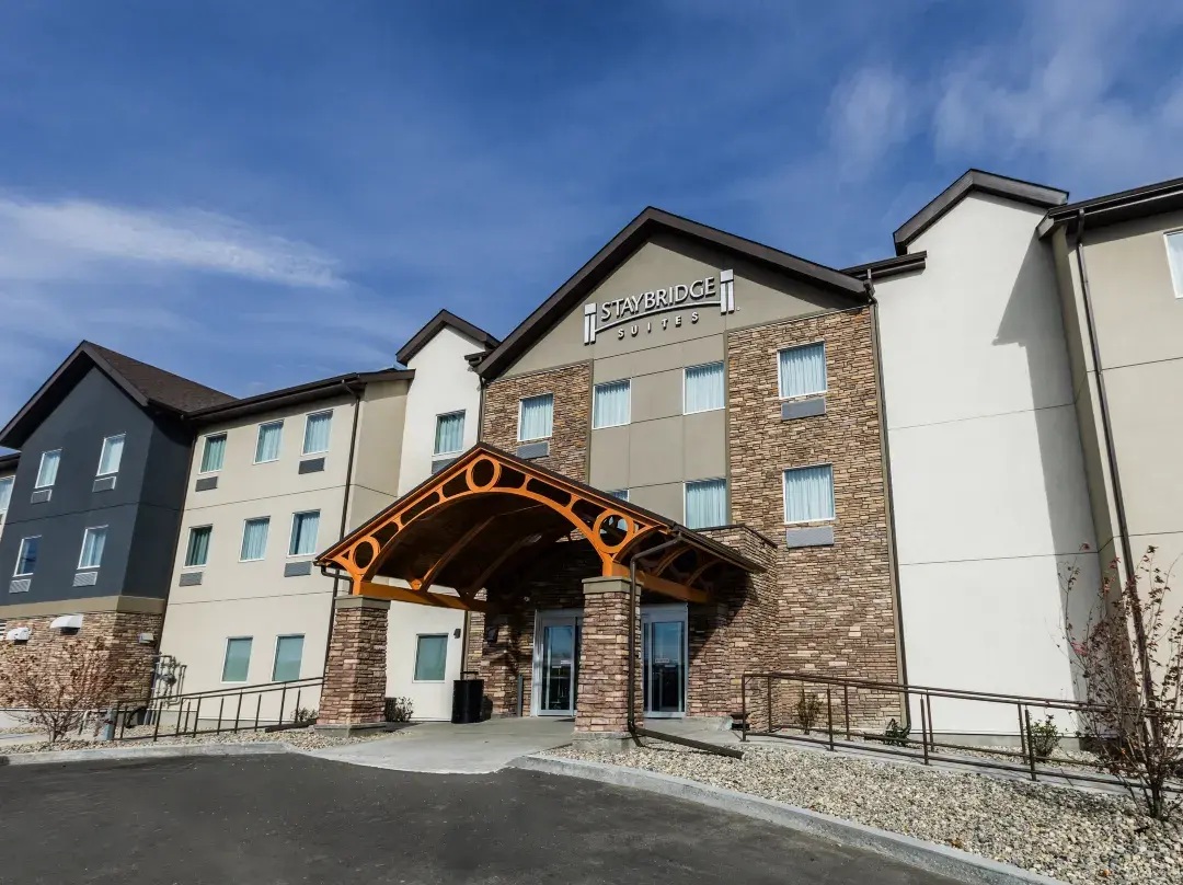 Staybridge Suites Dawson Creek - Dawson Creek
