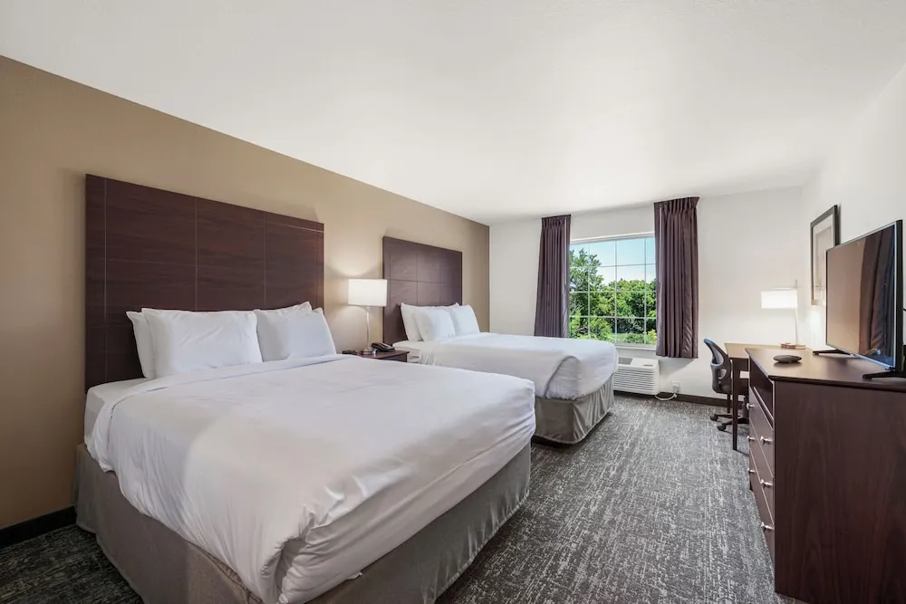 Cobblestone Hotel & Suites-russellspoint - Lakeview, OH