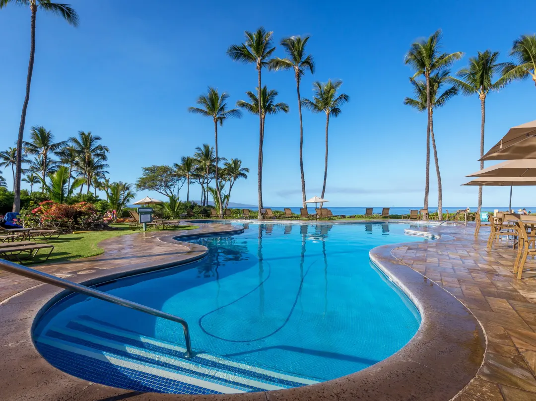 Luxury Amenities And Tropical Ambiance - Charming Ocean View Oasis - Maui, HI