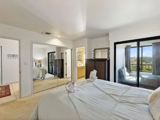 Serene Golf Course Views And Spacious Lanai - Exquisite Hawaiian Retreat - Maui, HI