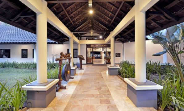 Grand Whiz Hotel Trawas Mojokerto, Trawas - Updated 2026 Prices ...