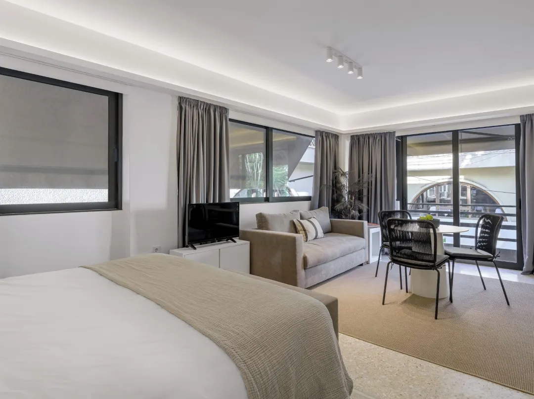 Momo Suites, Acropolis By Aura Homes - Athens