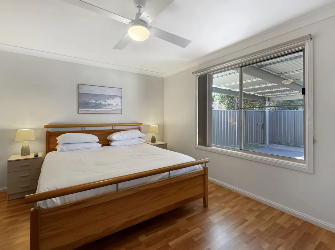 Spacious 4-bed Home 2-min To The Beach - South Coast