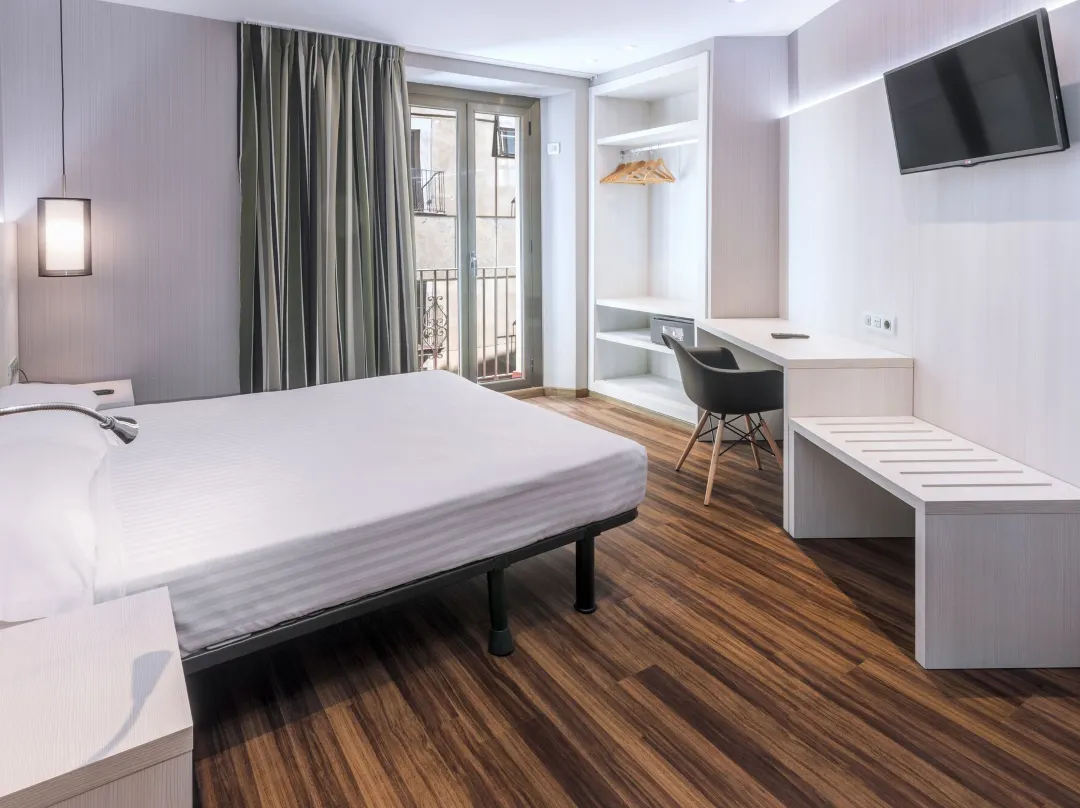 Hostal ÒPerarambles - La Barceloneta