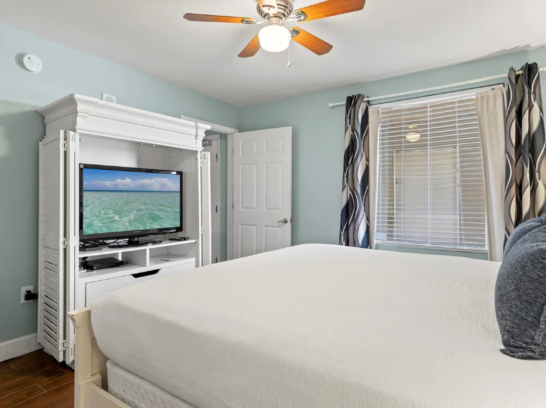 Tidewater 1106 - Laguna Beach, FL