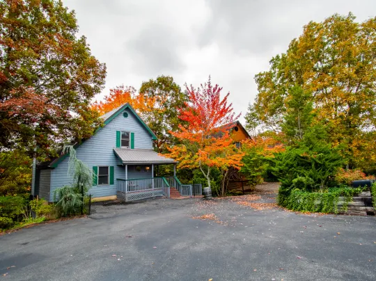 Hot Tub And Game Room - Stunning Mountain Retreat - Wears Valley