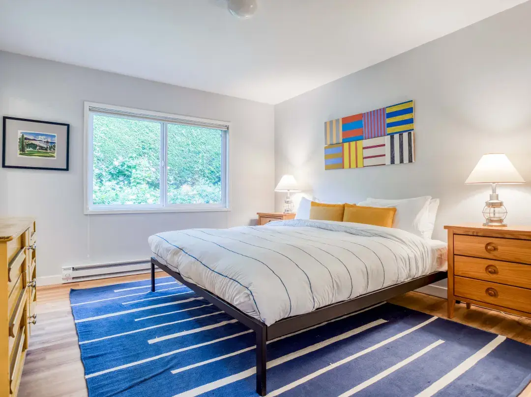 Spacious Ocean View Home With Cozy Retreat Spaces - Inviting Getaway - Cannon Beach, OR