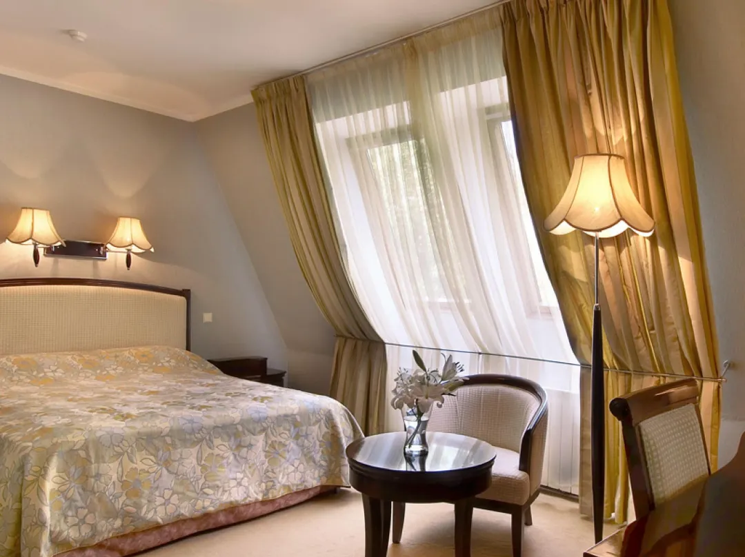 Greenway Park Hotel -