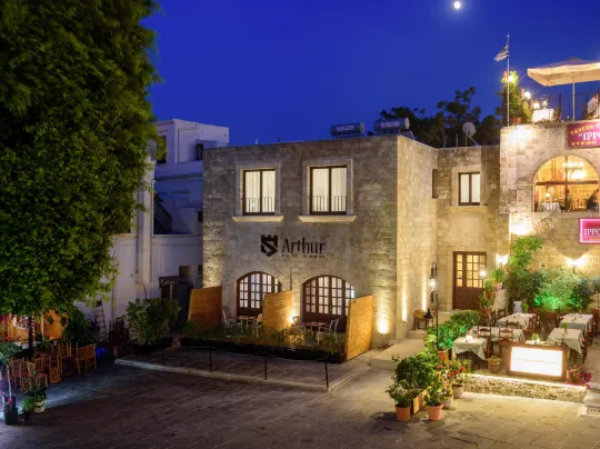 Arthur Suites - Rhodes Island