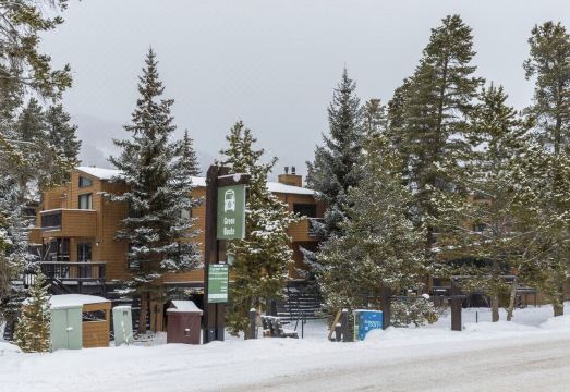 Keystone Condo- Steps to Lift- Riverfront- Pool-Hot Tub-STR25-00046950 ...