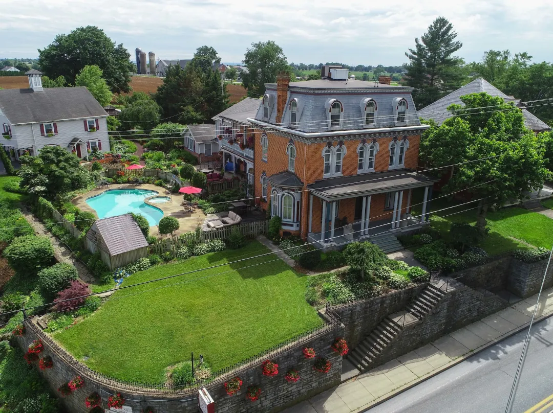 Greystone Manor Bed & Breakfast - Lititz, PA