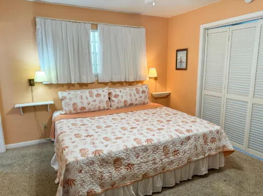 Outdoor Pool And Beach Access - Charming Gulf Access Haven - Dauphin Island, AL