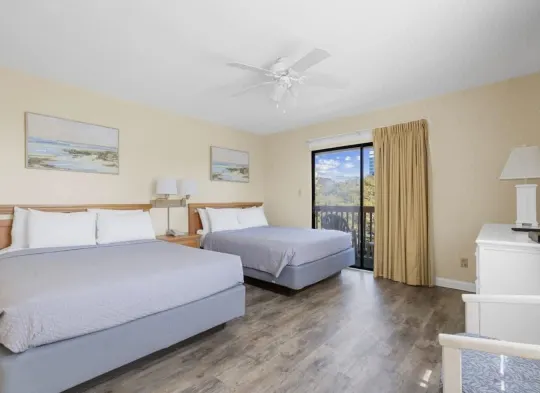 Ocean View Balconies And Pool Access - Charming Coastal Getaway - Myrtle Beach