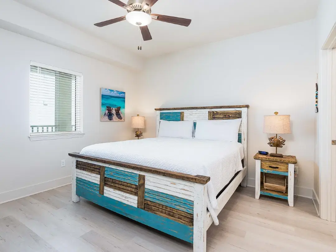 Cozy Living Room And Private Balcony - Charming Beachside Retreat - Gulf Shores, AL