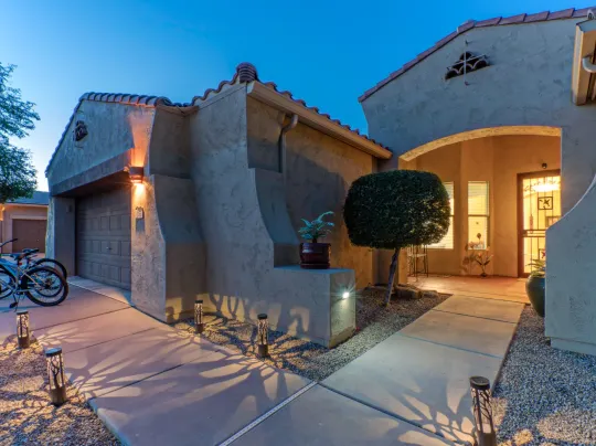 Mountain Views And Resort Amenities - Stunning Oasis Retreat - Gold Canyon, AZ