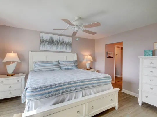 Beautiful Views And Balcony Access - Stunning Coastal Oasis - Fort Walton Beach, FL