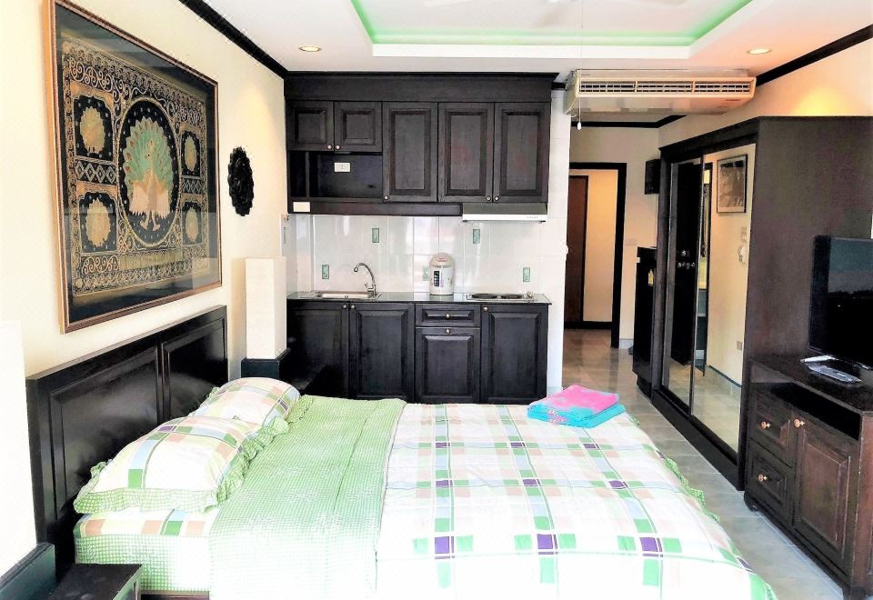 15th Floor Sea View Apartment (Pattaya) Updated 2025 Prices & Reviews ...