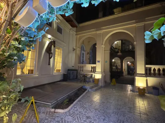 Oasis Inn Budapest - Budapest