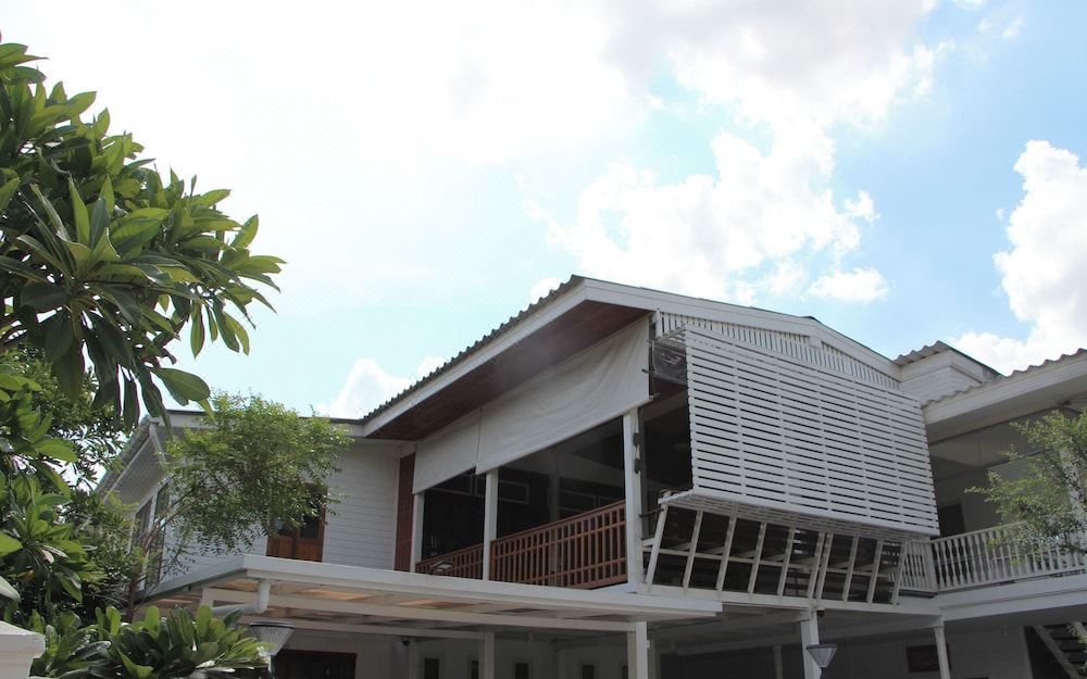 Room In Guest Room - Baan Khunphiphit Homestay - Phra Nakhon Si Ayutthaya