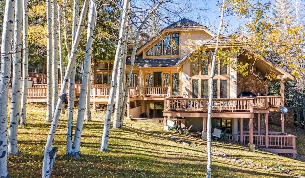 Alpine Mansion, 9Bd + Loft Br Sleeps 26 Huge 8000 sq ft Exclusive ...