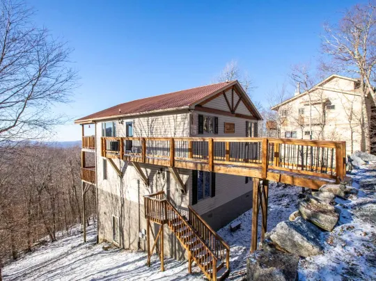 Mountain Views And Spacious Entertaining Areas - Charming Retreat - Beech Mountain, NC