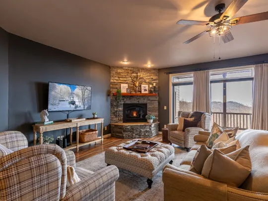 Amazing Views And Cozy Gas Fireplace - Stunning Mountain Retreat - Sugar Mountain, NC