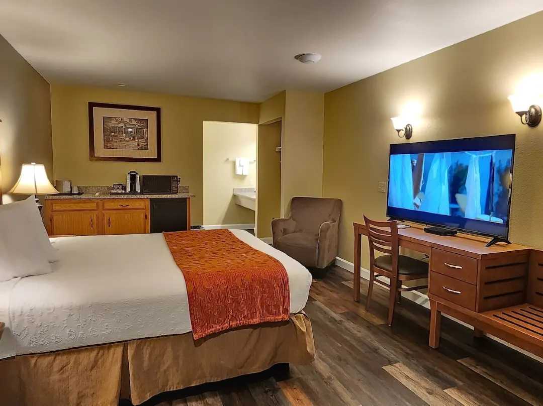 Mill Village Motel - Ashford
