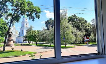 White rotunda. Apartment with a view. Alex Apartmentsの宿泊予約・料金プラン一覧 - ポル ...
