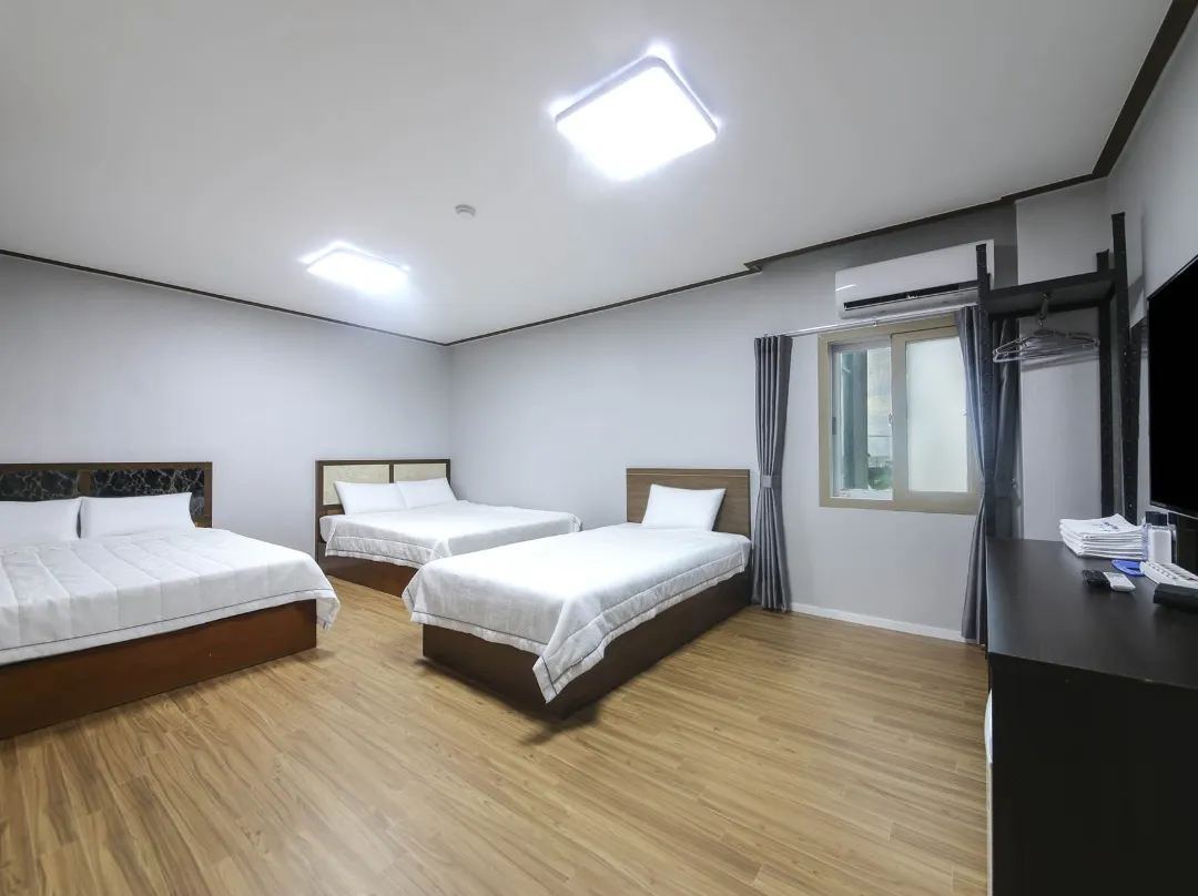 Yousung Hotel - Jeju