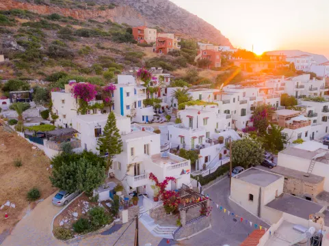 Spacious Room In Creta For 3 People, With Ac, Swimming Pool And Nature - Hersonissos