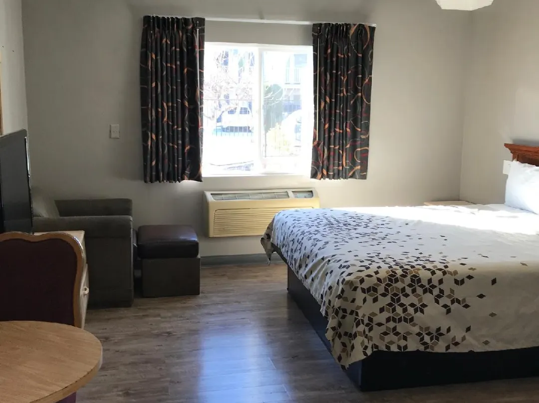 Grove Motel - Anaheim, CA