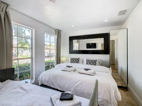 Disneymansionestate By Americanvacationliving 22br - Four Corners, FL