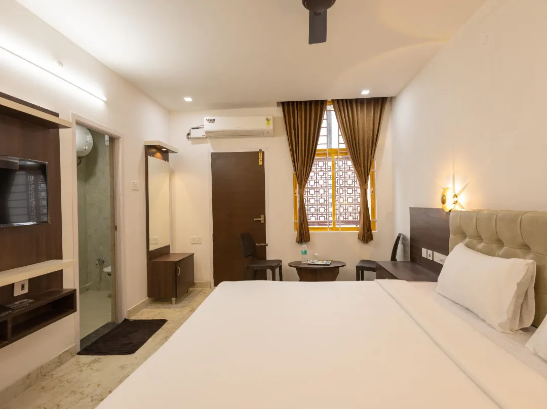 Hotel Kurunjii Residency - Yercaud