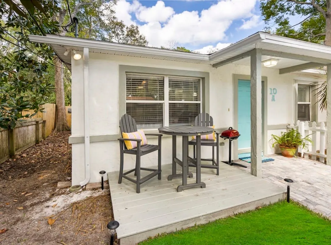 Patio With Fire Pit And Free Parking - Charming Getaway - St. Augustine, FL