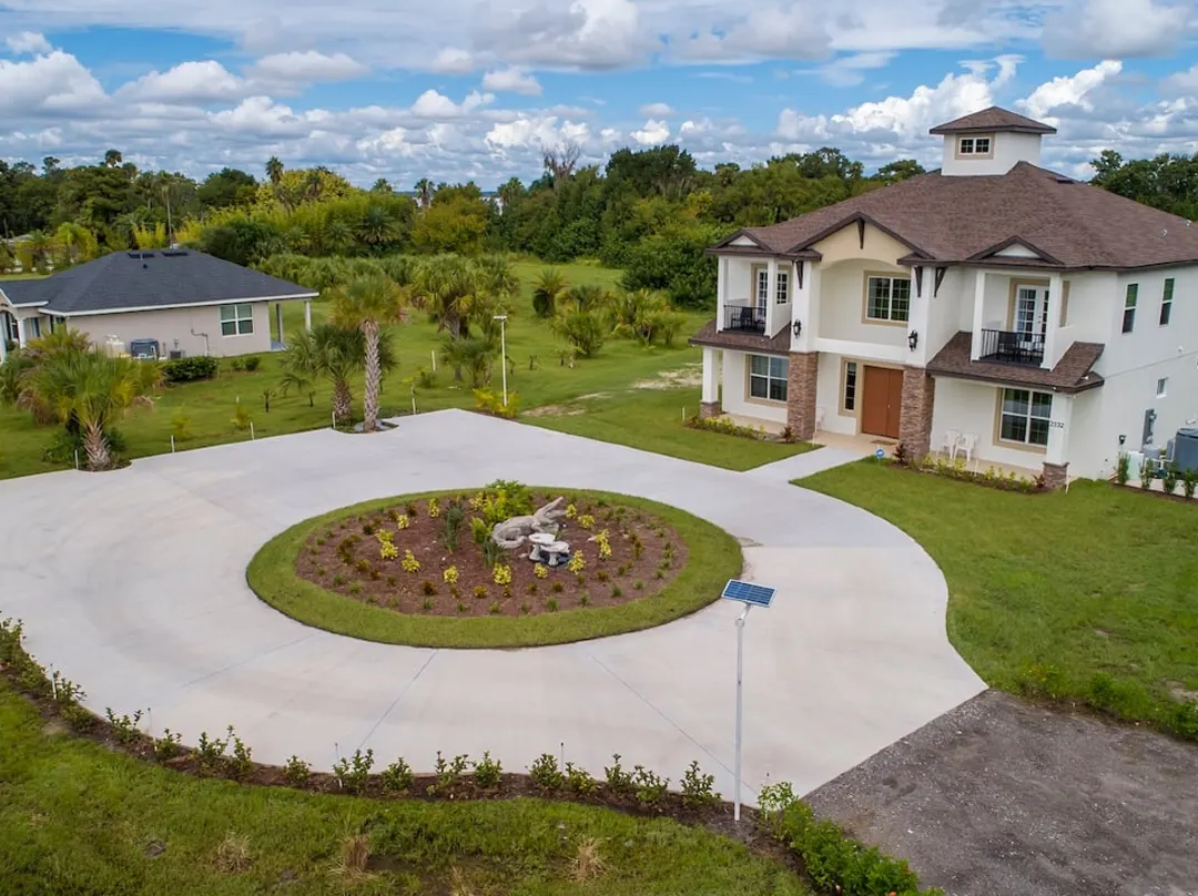 Luxurious Master Suite With Wet Room And Balconies - Stunning Getaway - Oviedo, FL