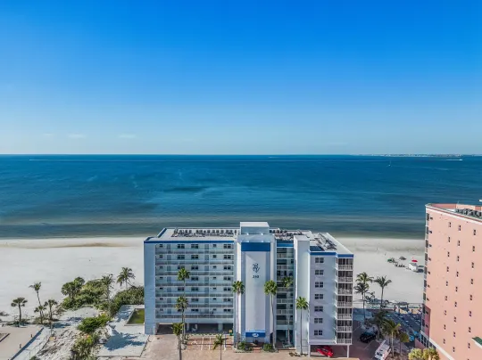 Panoramic Gulf Views And Heated Pool - Stunning Coastal Haven - Fort Myers Beach, FL