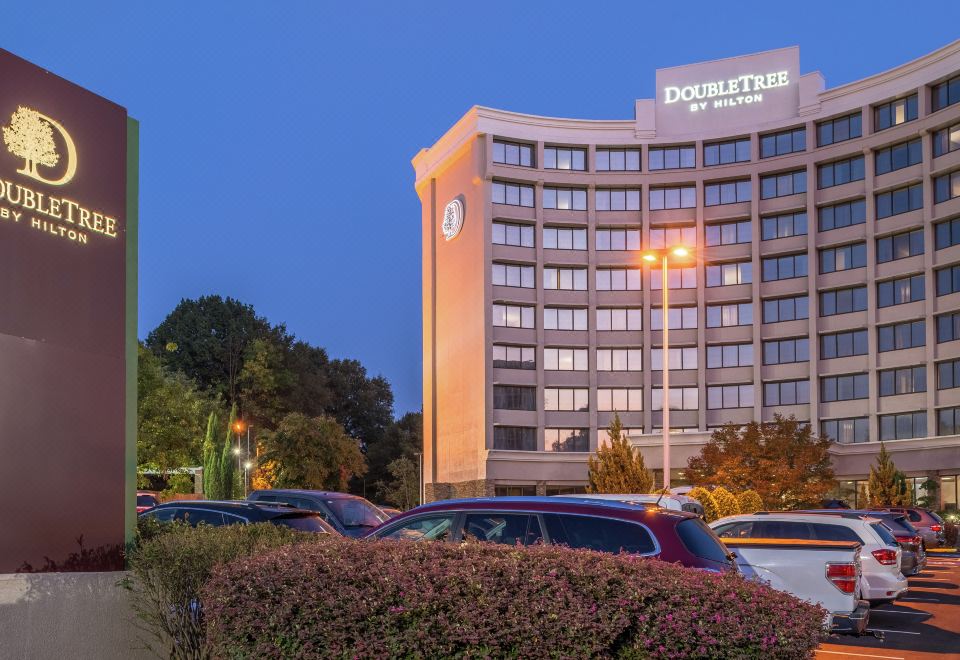 The Brookhaven Atlanta Hotel,Brookhaven - Updated Prices & Hotel ...