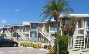 Longboat Key Beachfront - Beautifully Updated with Prime Location ...