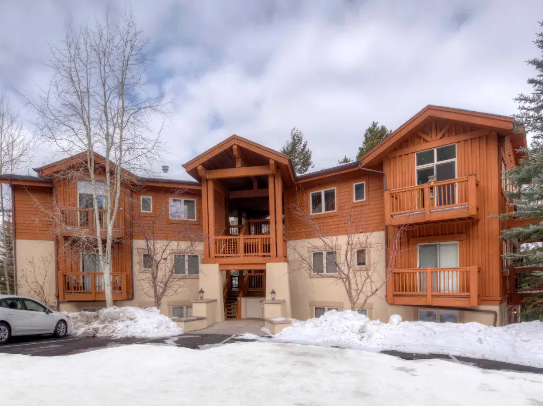 Contemporary Luxury With Stunning Mountain Views - Elegant Retreat - Vail, CO