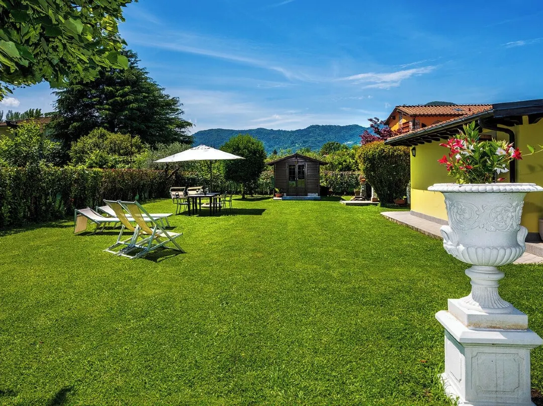 B&b Il Giardino Dei Poeti And Apartaments - Lucca