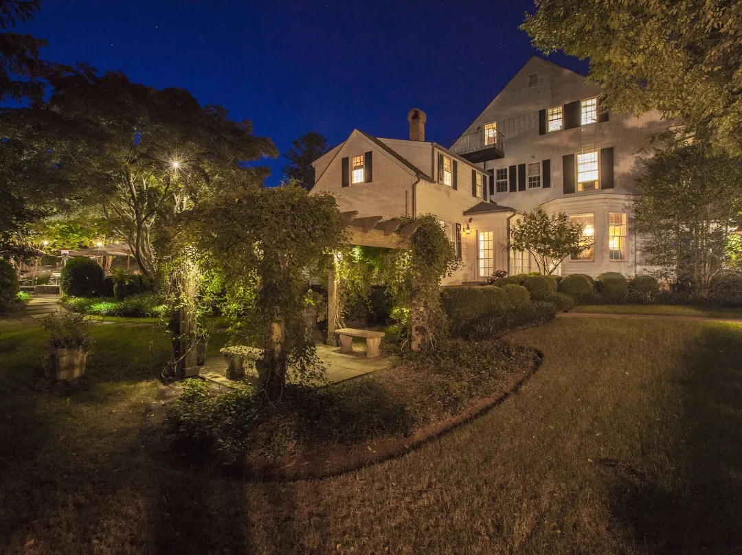 The 1770 House Restaurant & Inn - The Hamptons, NY