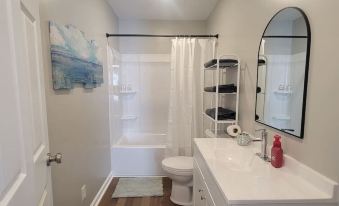 Modern Carriage House Escape Rest Work Explore, Indianapolis - Latest ...