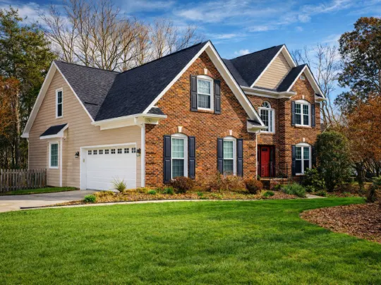 Tranquil Backyard Escape With Fire Pit - Charming Retreat - Charlotte, NC