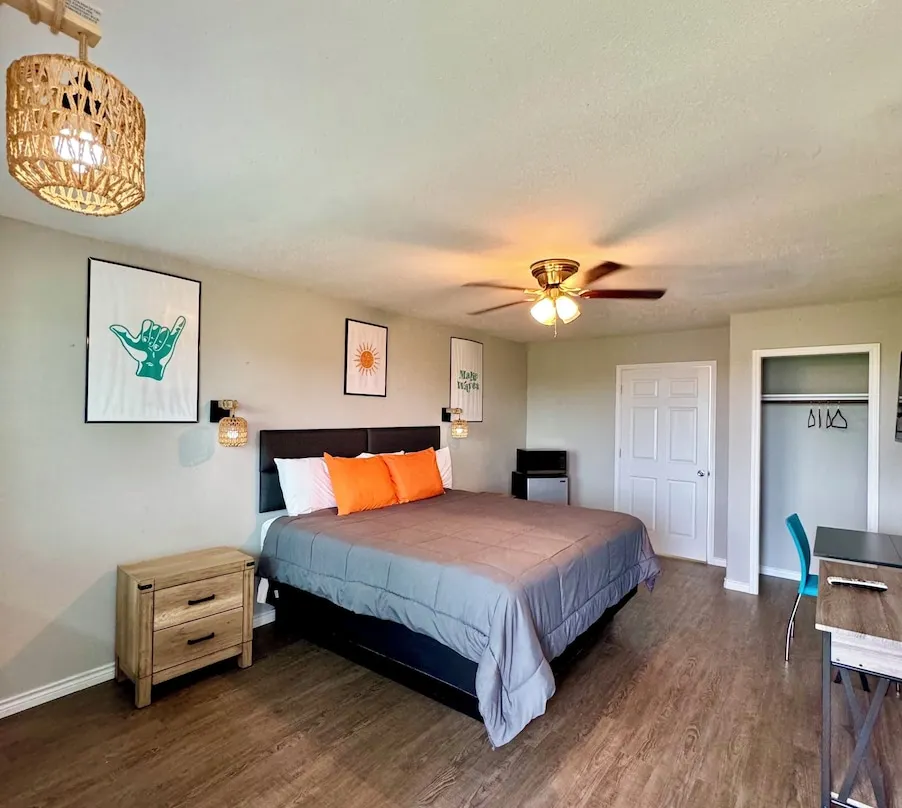 The 409 Bolivar Beach Hotel - Bolivar Peninsula, TX