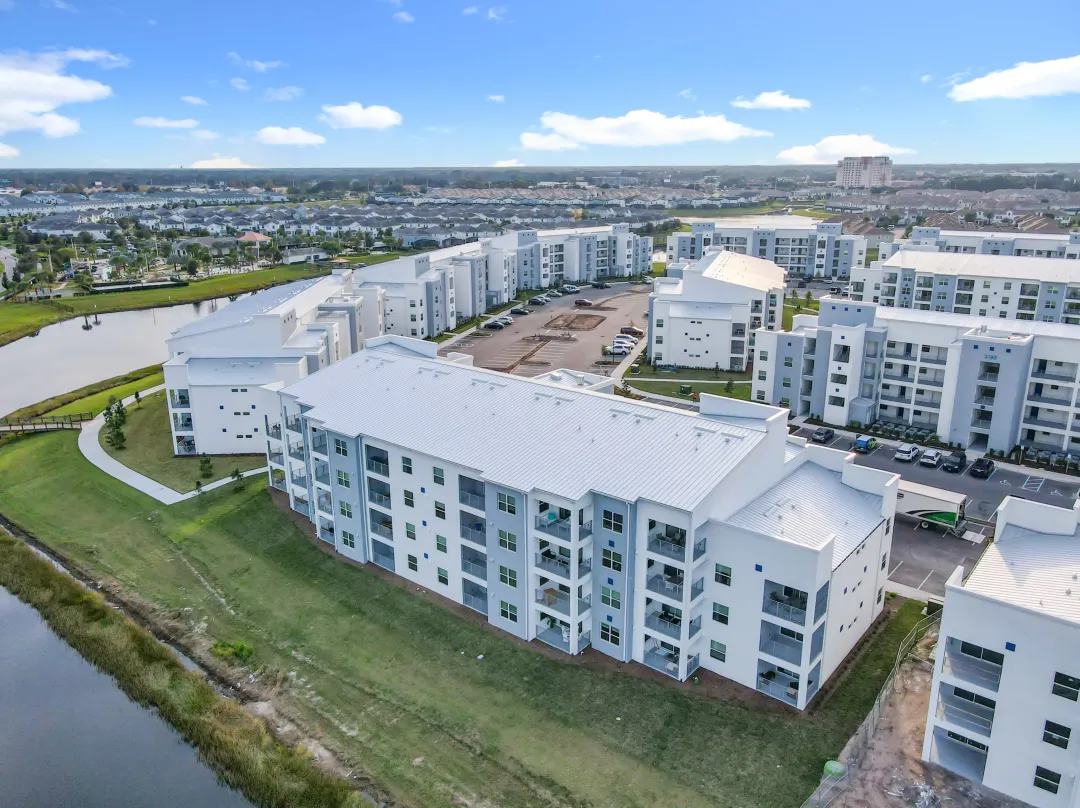 Spacious Living With Resort Access And Covered Lanai - Stunning Oasis - Orlando, FL