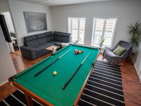Stavanger Bnb 15 – Central Apartment With Private Sauna & Billiards - Stavanger