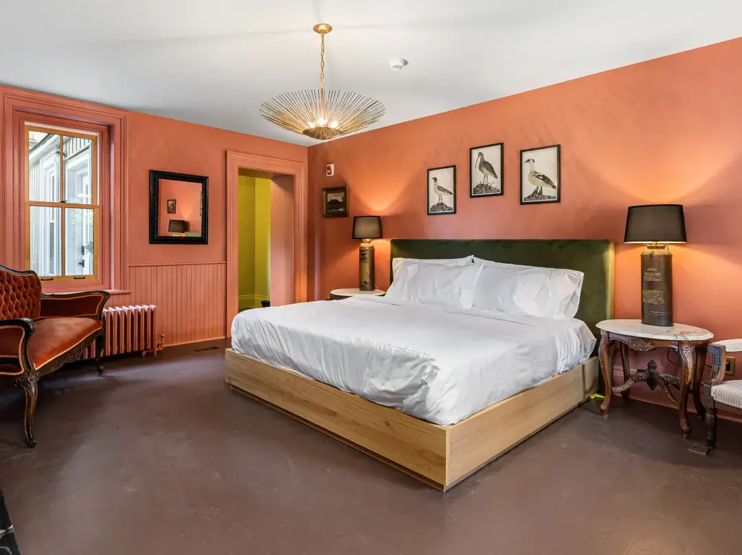 Trinity House Inn - 加納諾克